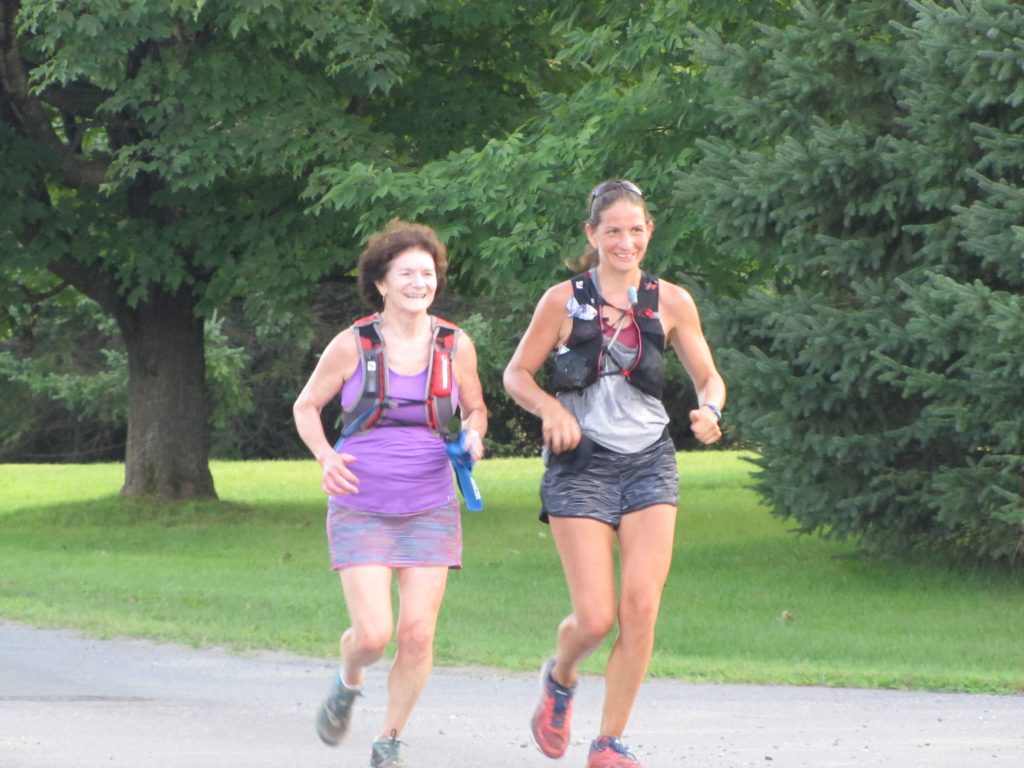 Isabelle Bernier réussit le tour du lac Memphrémagog en solo - Le ...
