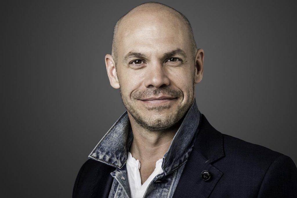 «Enfin», Maxim Martin dévoile sa recette du bonheur - Le Reflet du Lac