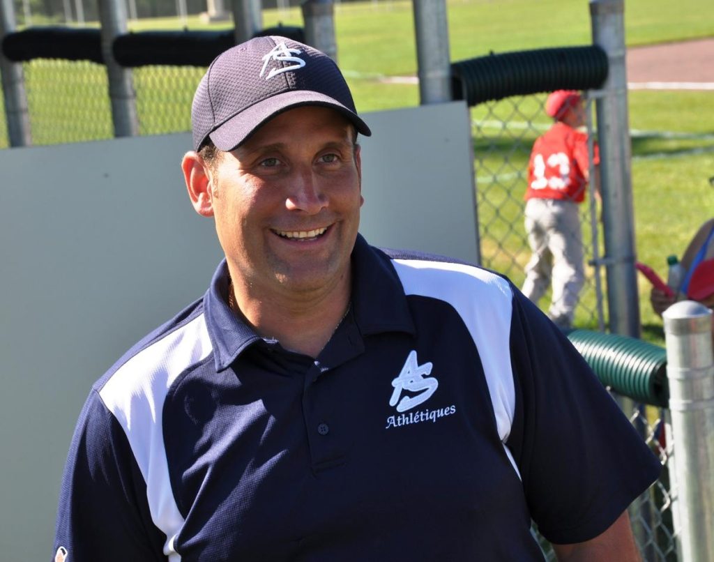 Steve Langlois devient le «patron» du baseball féminin - Le Reflet du Lac