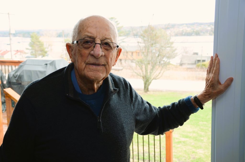 À 98 ans, Paul Brouillard veut reconstruire sa maison - Le Reflet du Lac