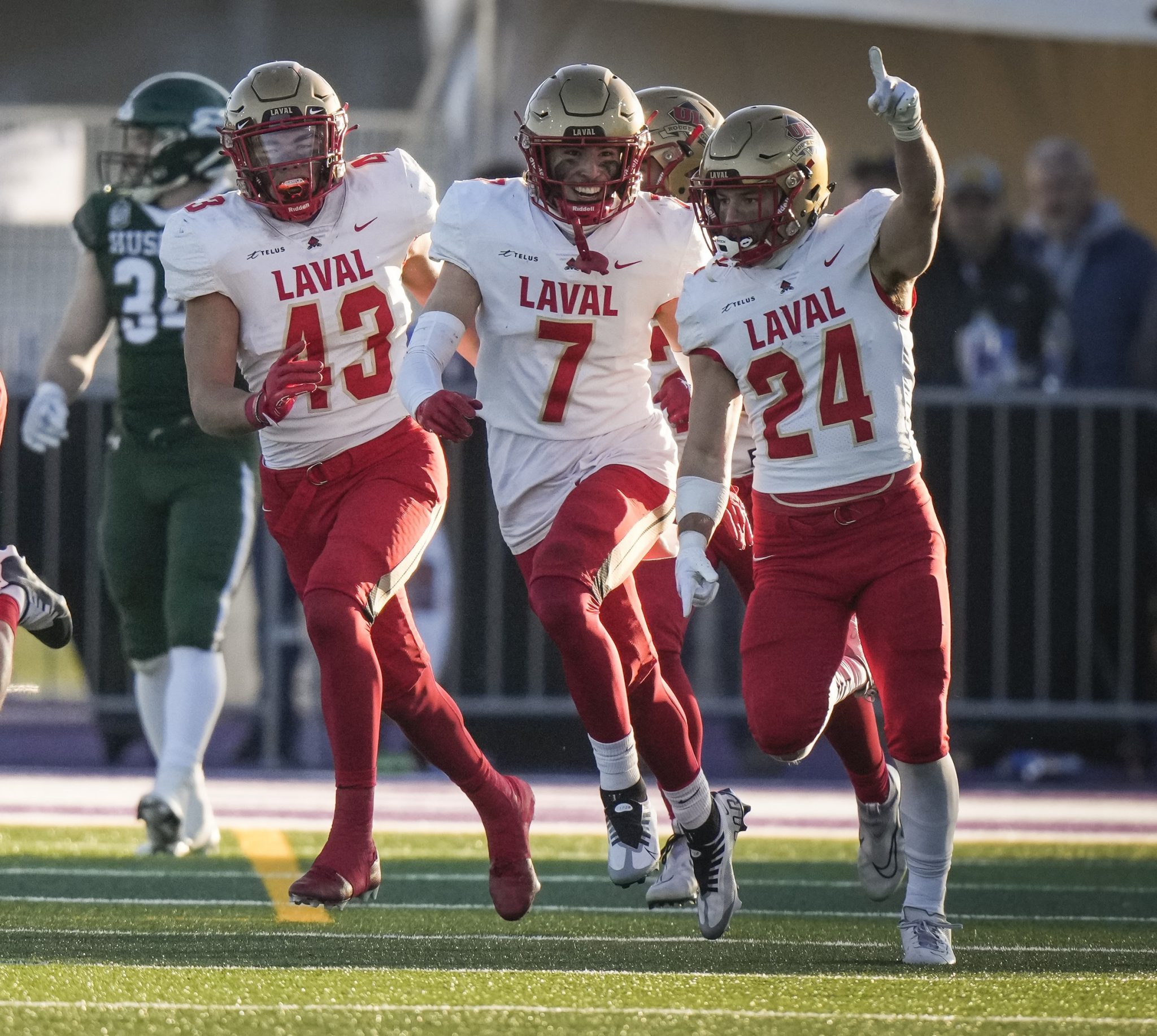Coupe Vanier: Félix Petit a joué un rôle clé dans le parcours ...