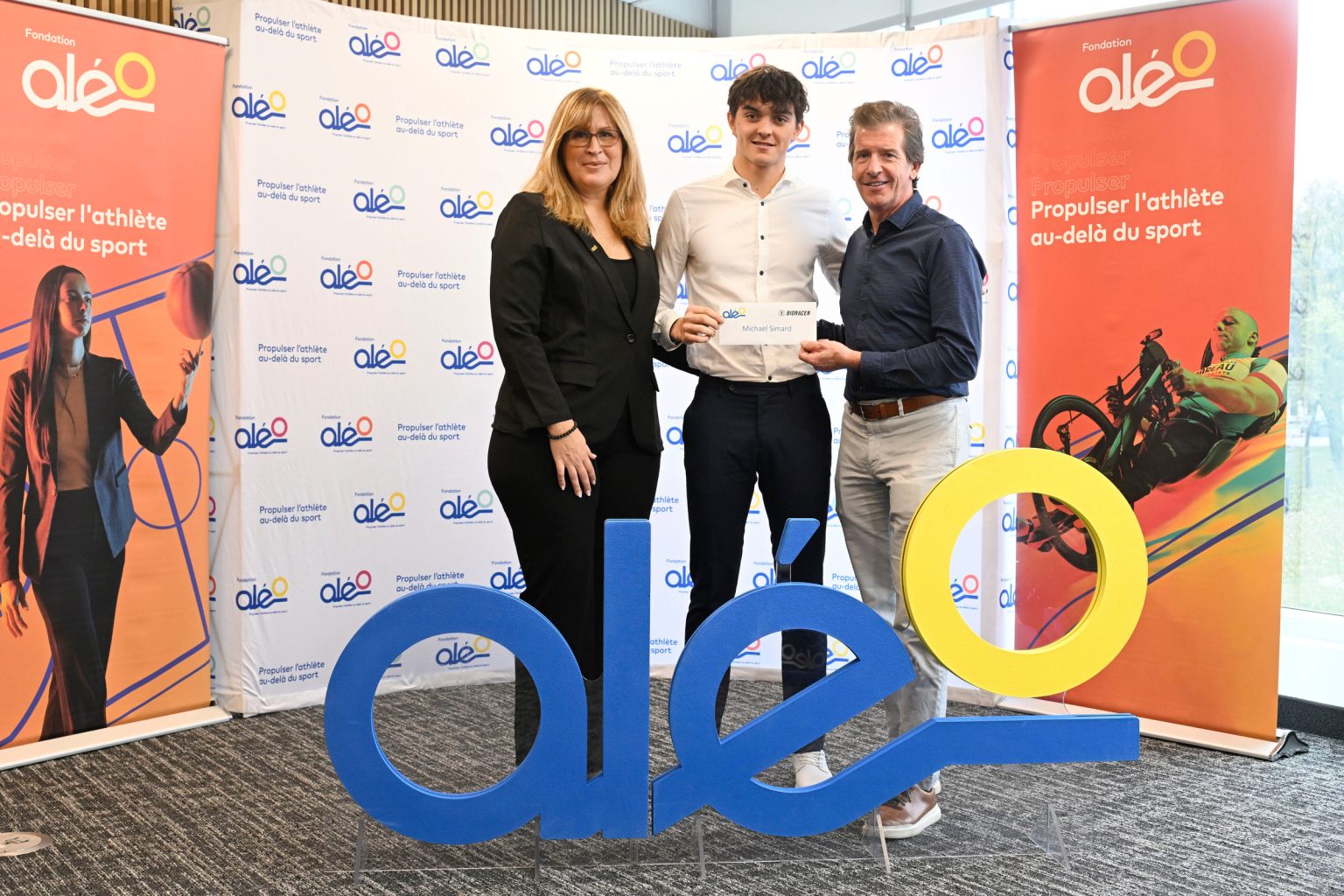 Simard et Léveillé obtiennent une bourse de la Fondation Aléo - Le ...