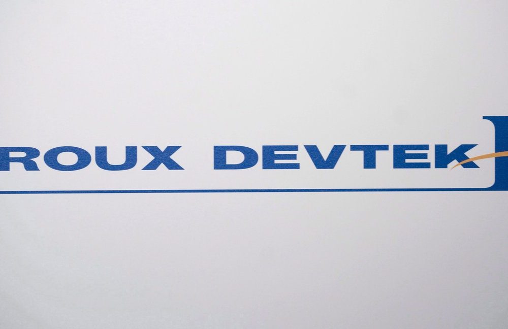 Héroux-Devtek suspend les activités de son usine de Laval, après une journée de grève - Le ...