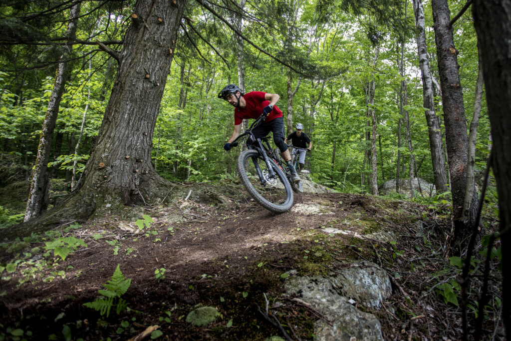 Le vélo de montagne prend forme au Mont-Orford - Le Reflet du Lac