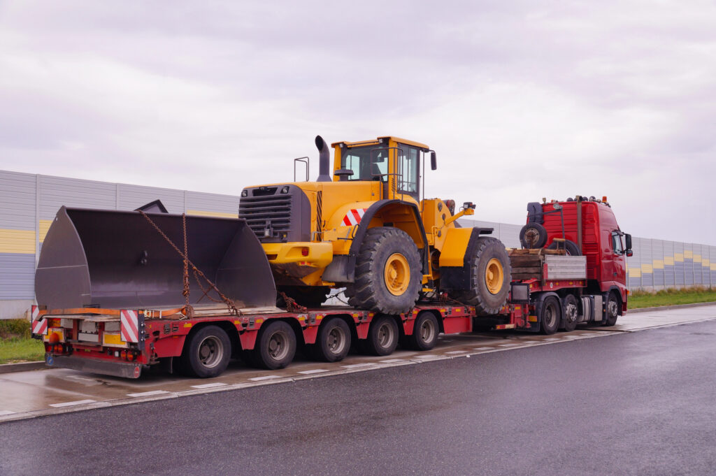 Semi-remorque et rentabilité transport lourd : comment choisir | Deloupe